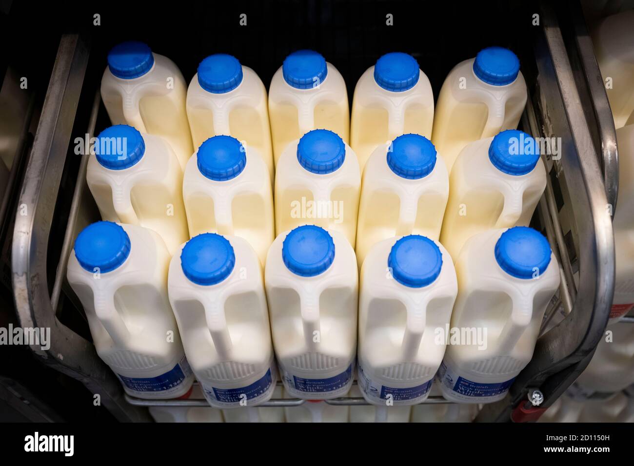 Supermarket chiller hi-res stock photography and images - Alamy