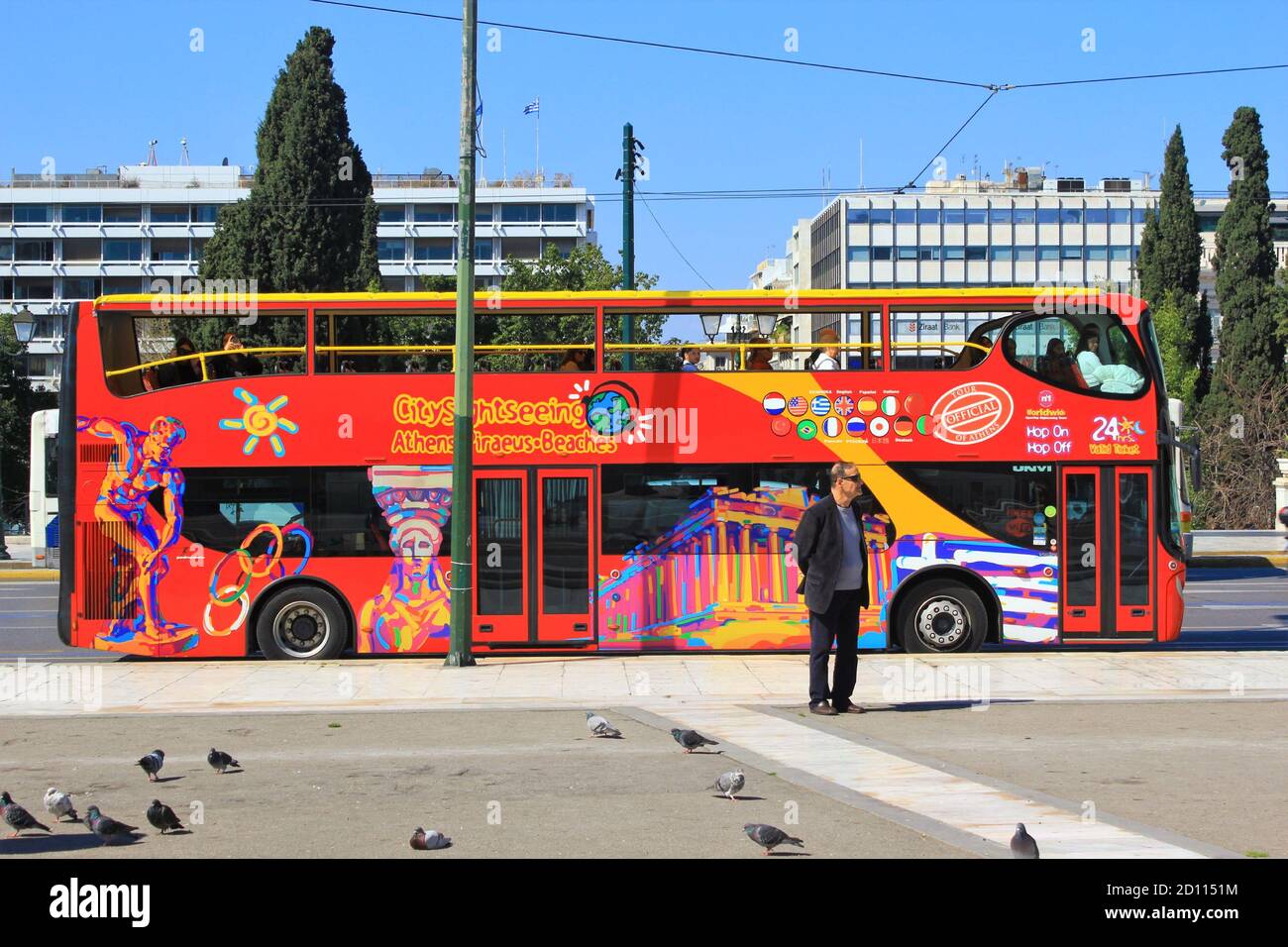 Athens bus tour hi-res stock photography and images - Alamy