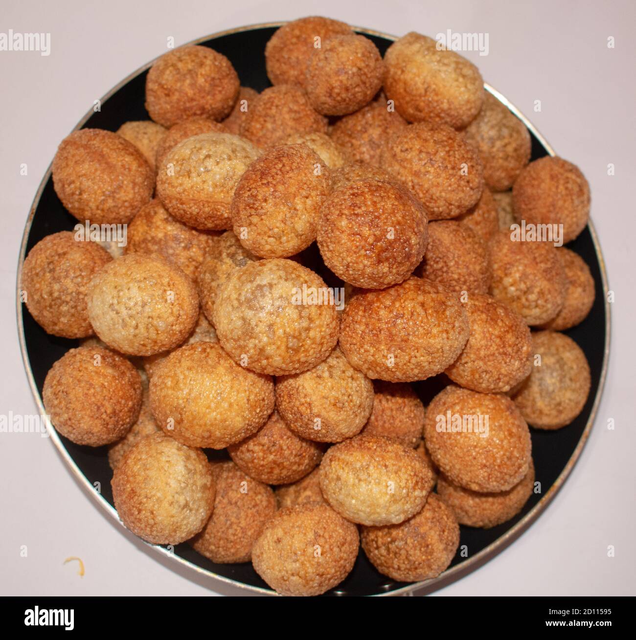 India pani puri cooking hi-res stock photography and images - Alamy