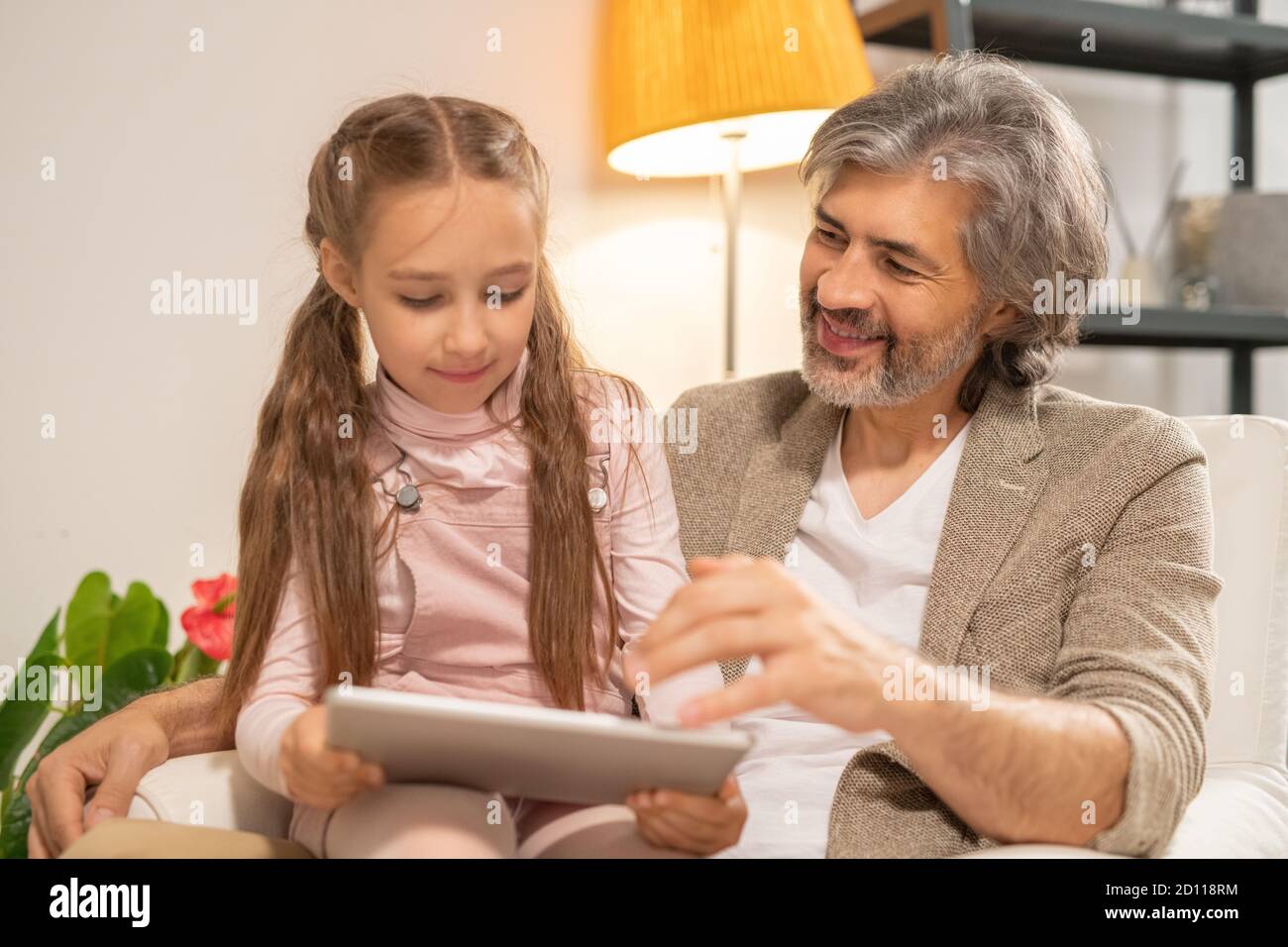 Bearded grandfather hi-res stock photography and images - Alamy