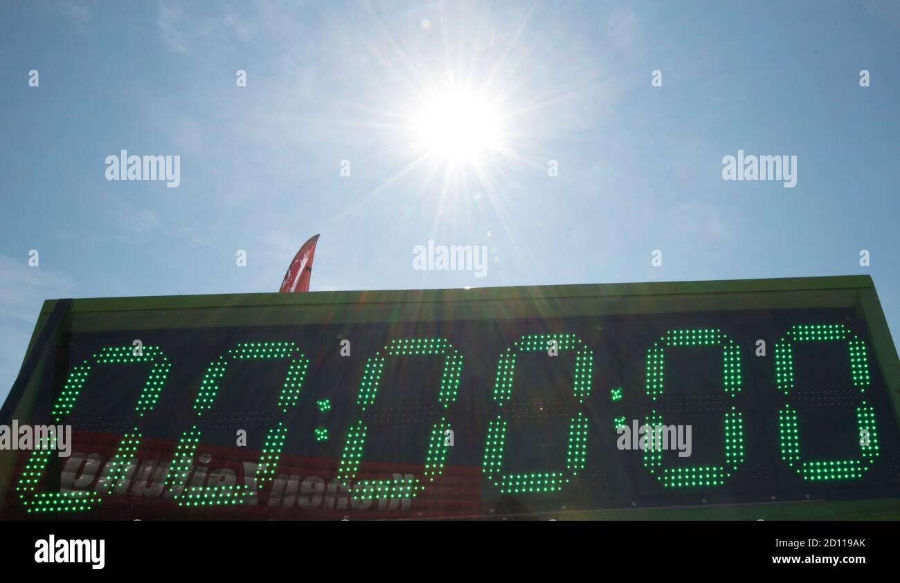 Arabic numbers nought hi-res stock photography and images - Alamy