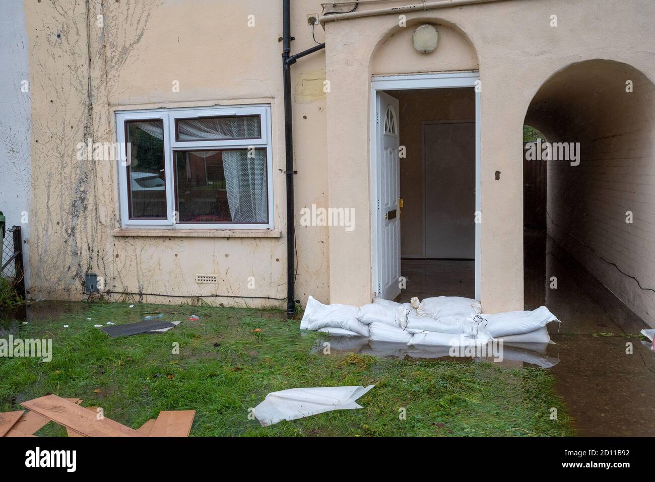 Southcourt flooding hi-res stock photography and images - Alamy