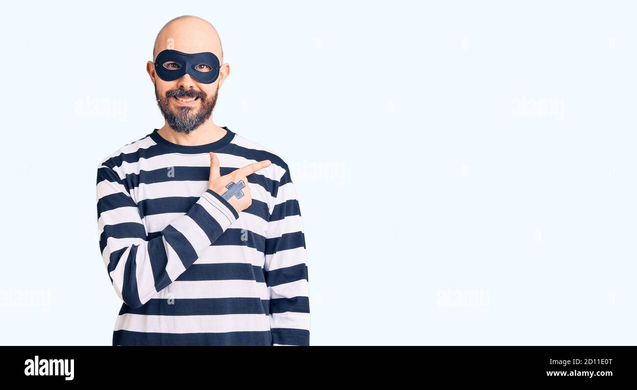 Mugger point of view hi-res stock photography and images - Alamy