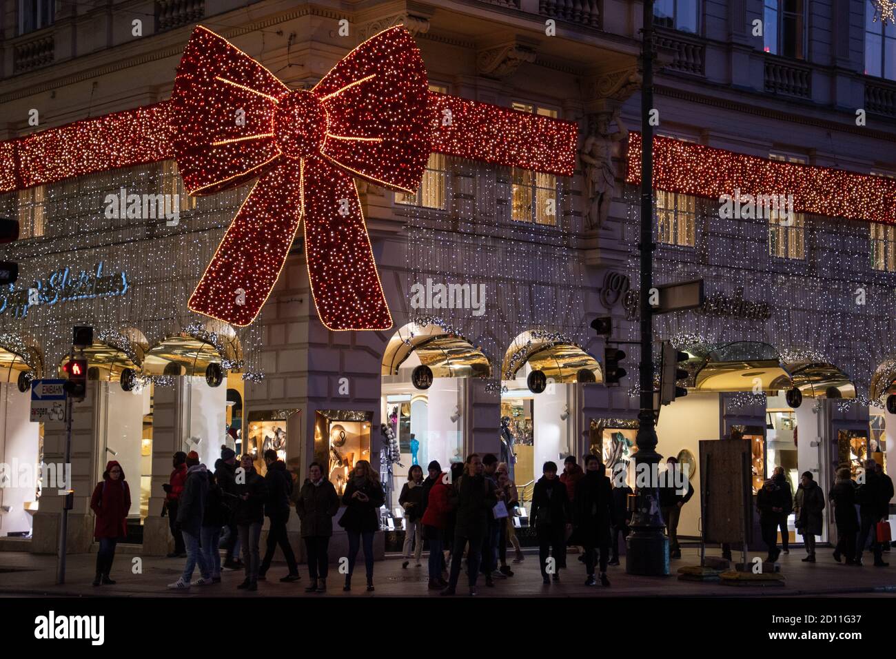 Red Bow displayed on Popp & Kretschmer Department Store each Christmas ...