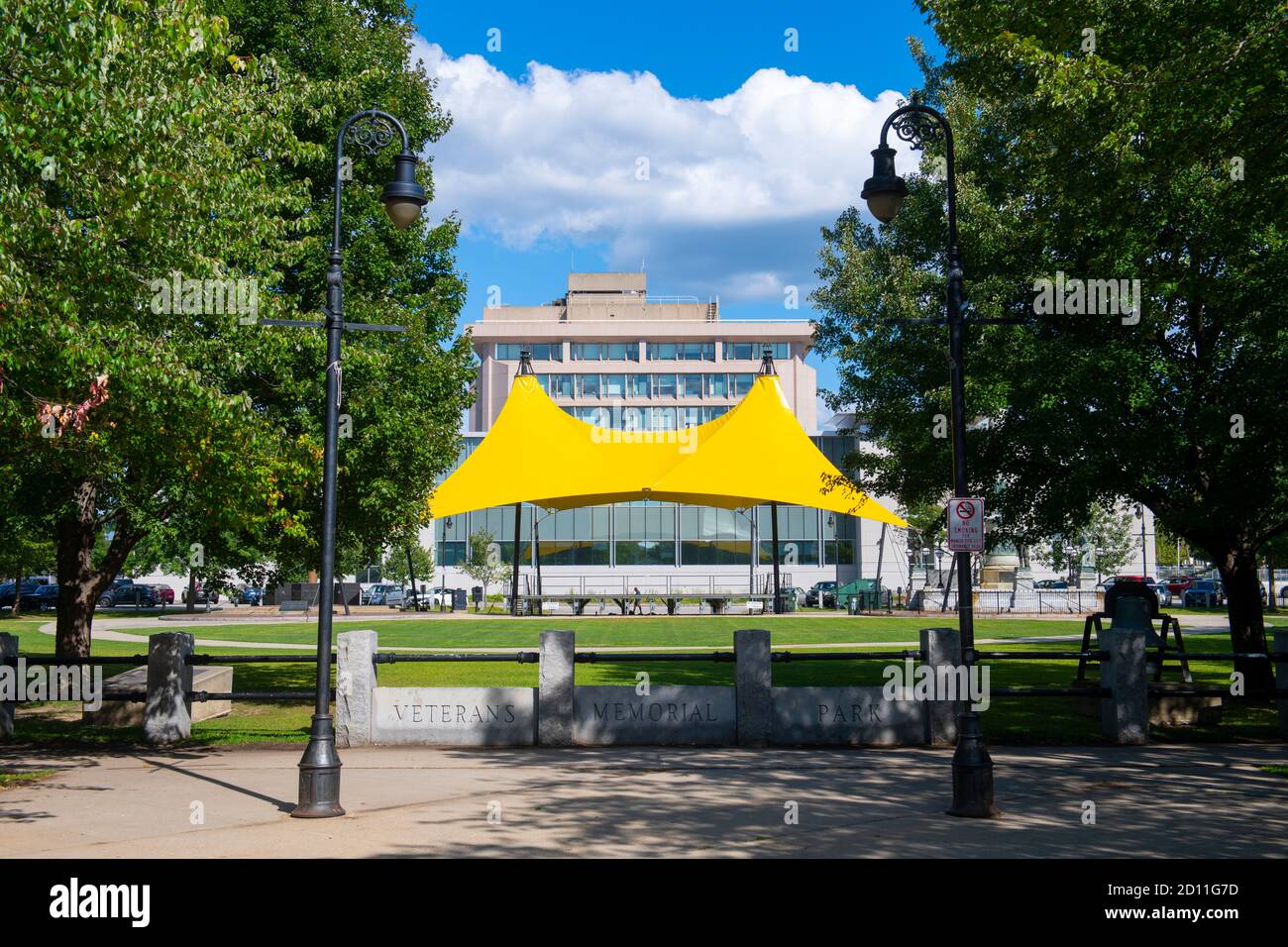 Veterans Memorial Park in downtown Manchester, New Hampshire NH, USA ...