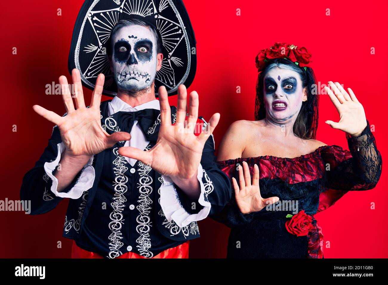 Zombie people fear afraid hi-res stock photography and images - Alamy