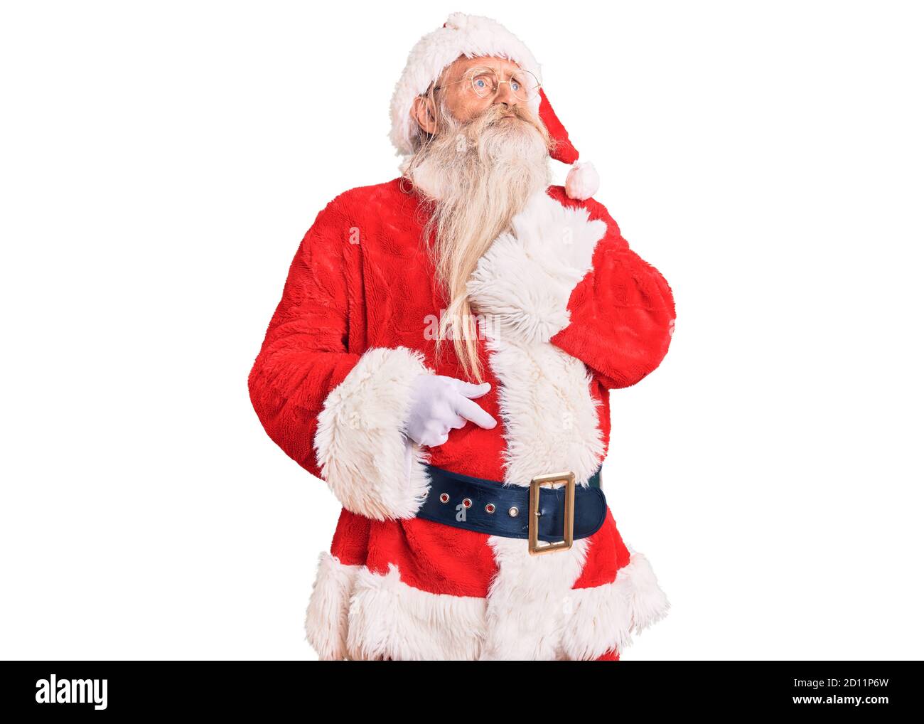 Old senior man with grey hair and long beard wearing traditional santa ...