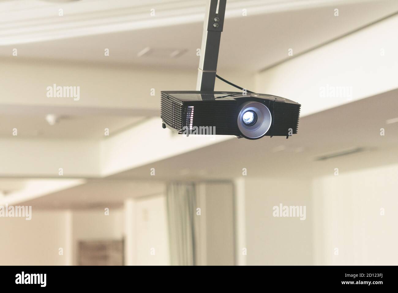 Projector speech hi-res stock photography and images - Alamy