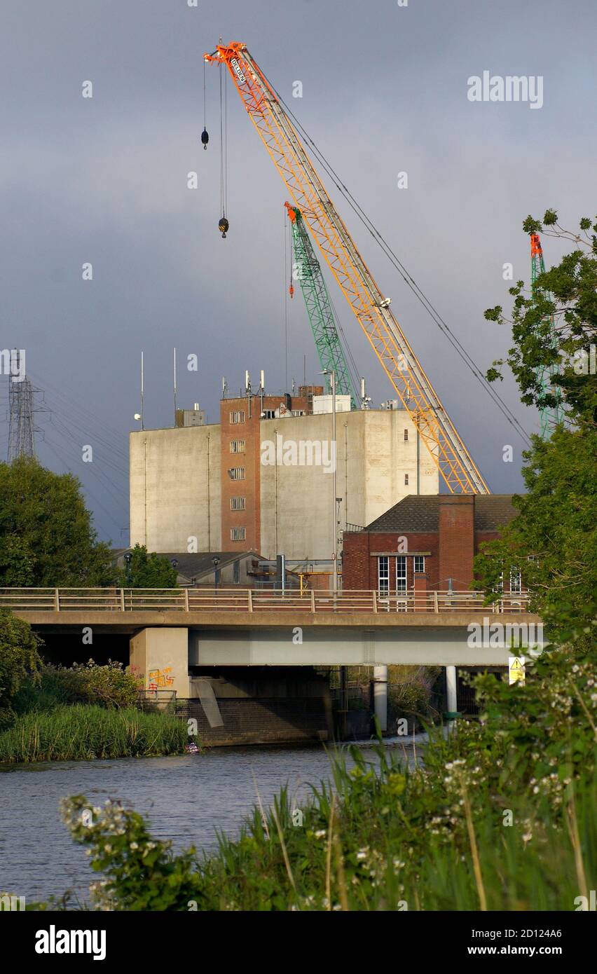 The docks with crane, Spalding road bridge & the old pumping station ...