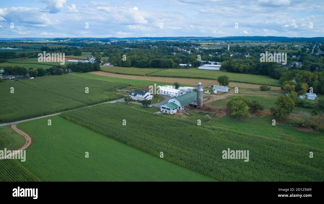 Aerial view amish countryside corn hi-res stock photography and images ...