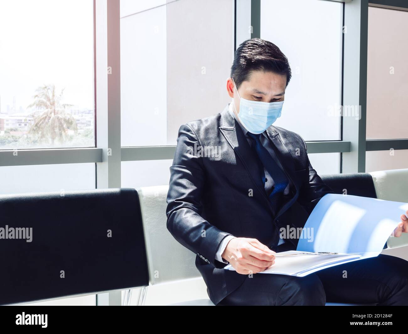 Resume review hi-res stock photography and images - Alamy