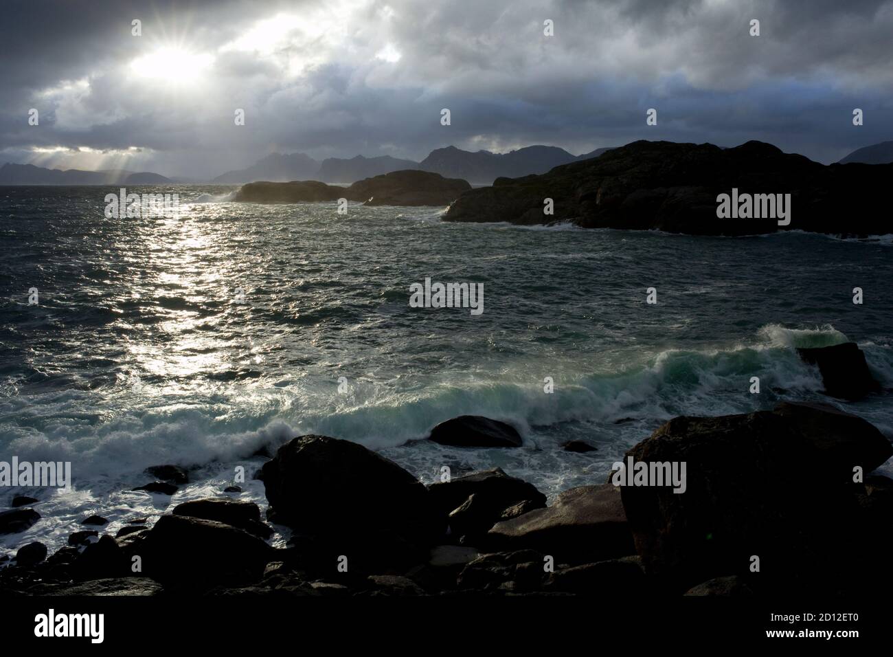 Henningsver hi-res stock photography and images - Alamy