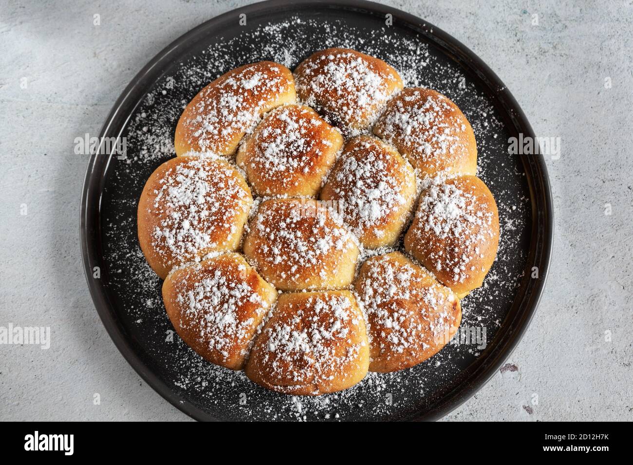 Brioche cake hi-res stock photography and images - Alamy