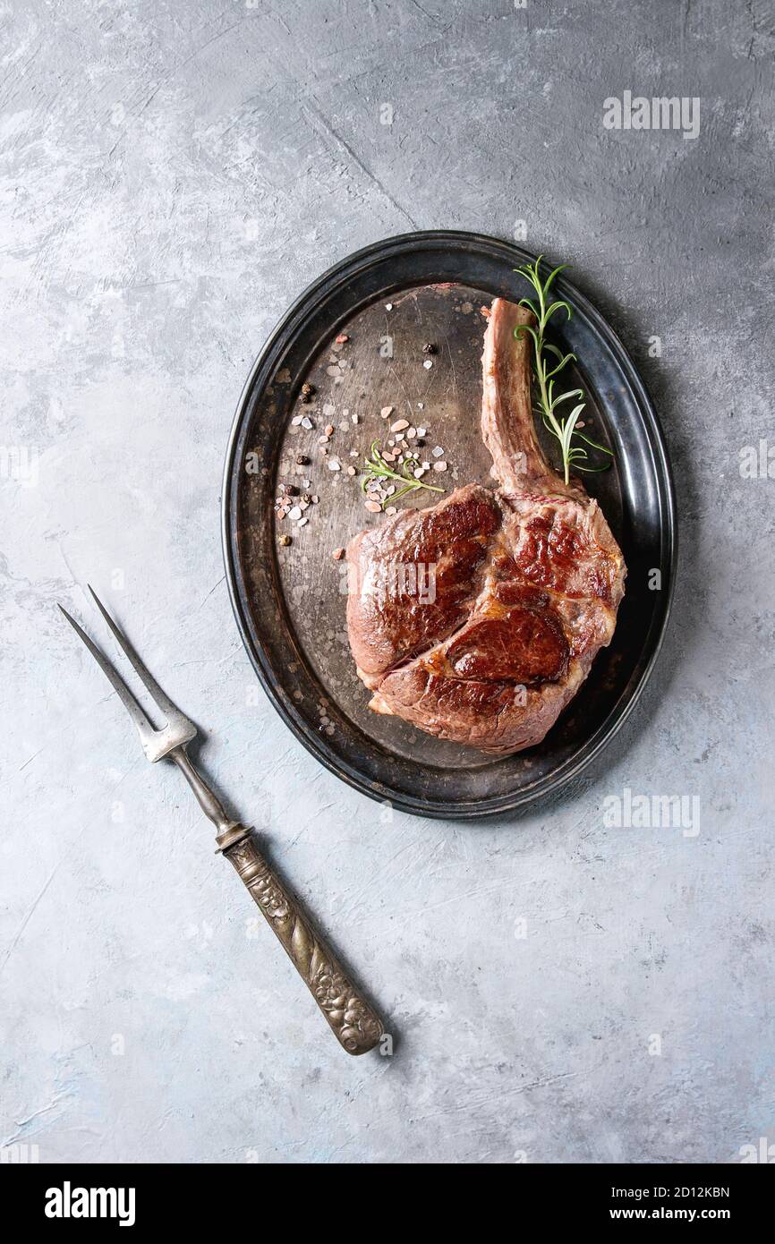 Tray of meat hi-res stock photography and images - Alamy