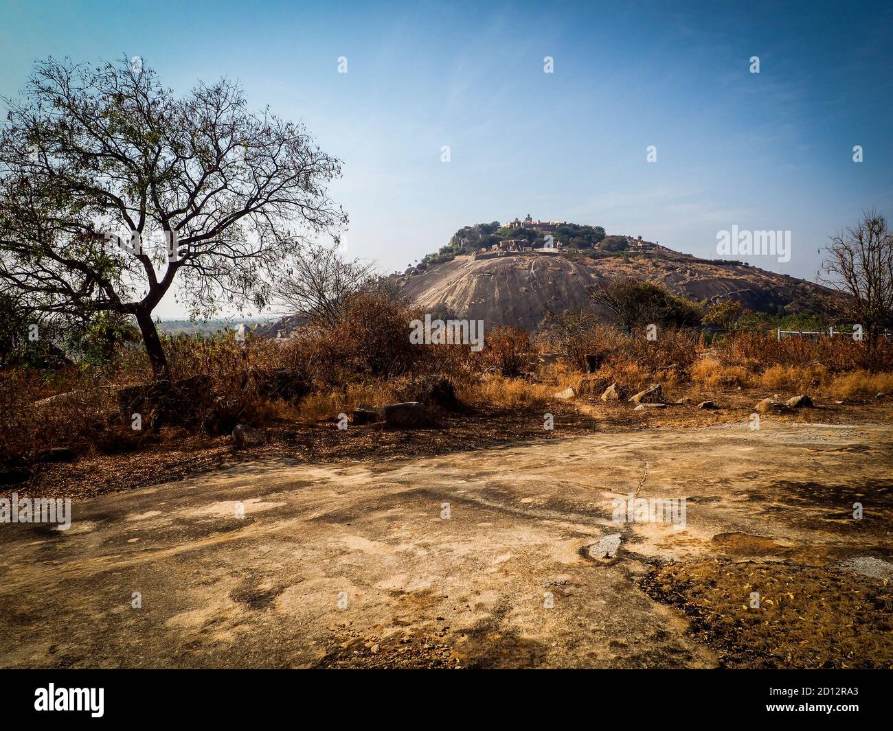 Beautiful scenery view to temples of holy city Shravanabelagola ...