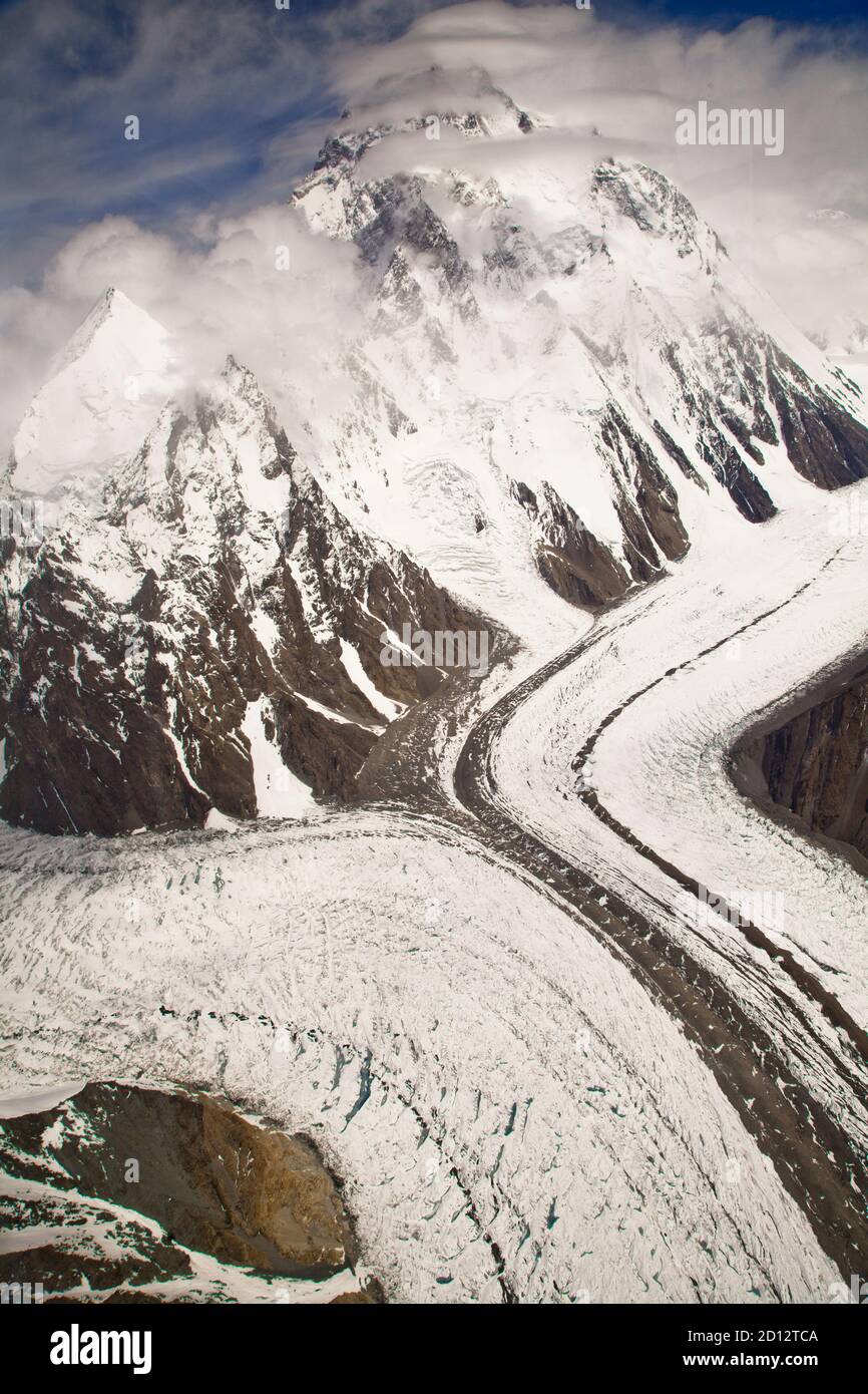 karakorum range of northern areas of gilgit baltistan , baltoroand ...