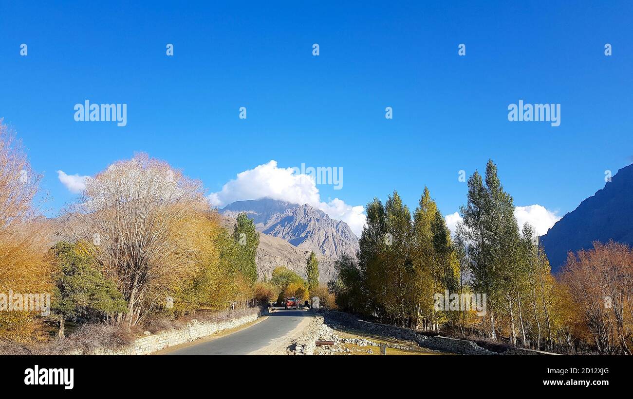 Beautiful valley of hilly area and mountains in india. Beautiful ...
