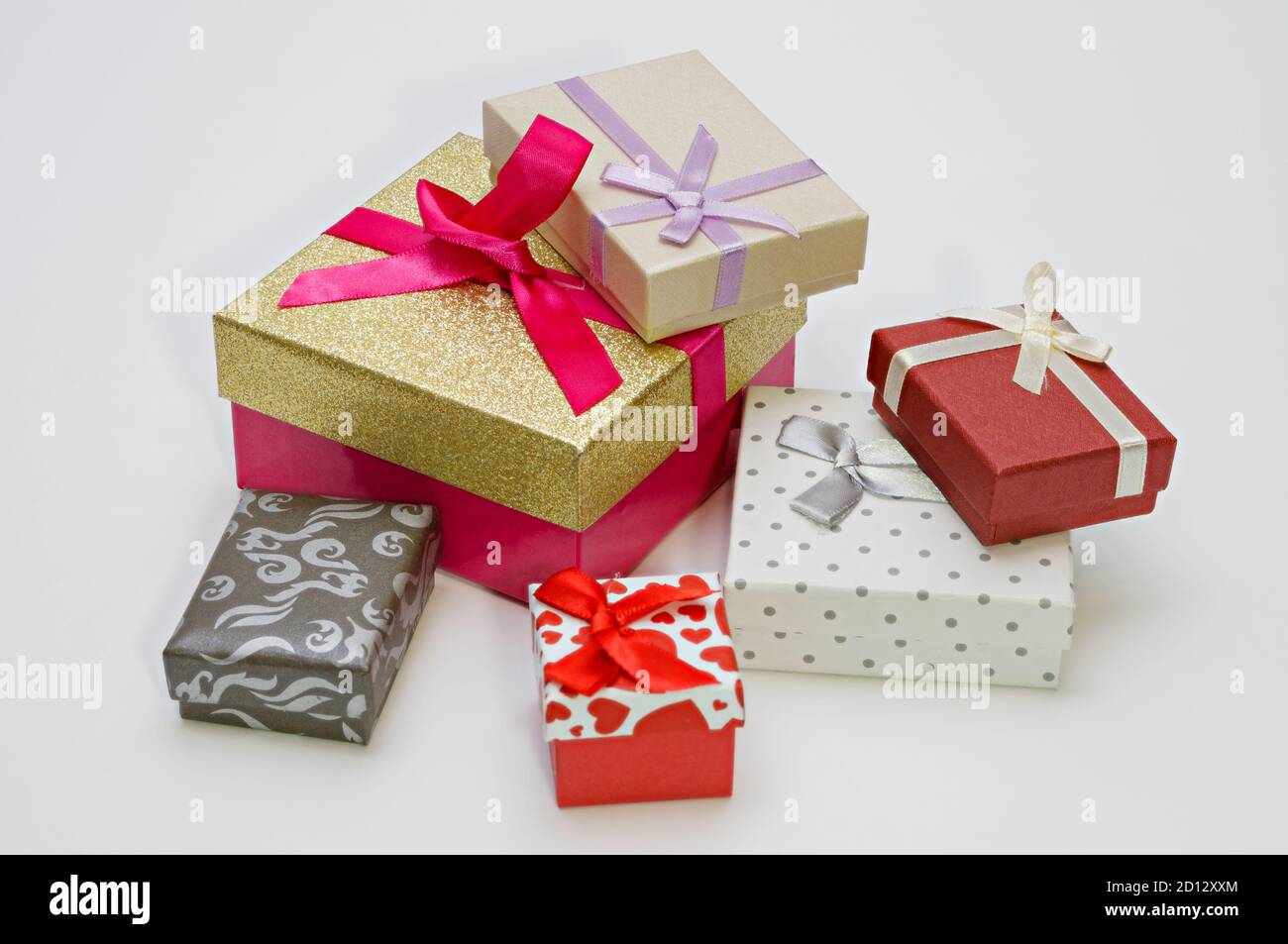 Different boxes sizes hi-res stock photography and images - Alamy