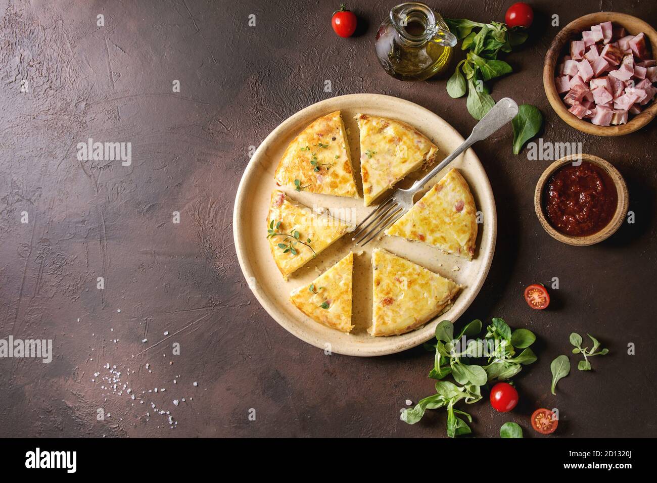 Omelet texture hi-res stock photography and images - Alamy