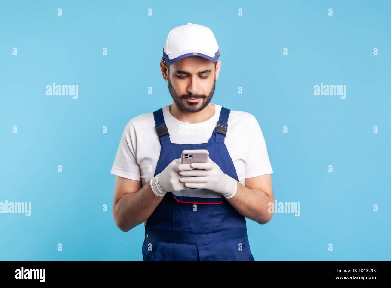 Maintenance services hi-res stock photography and images - Alamy