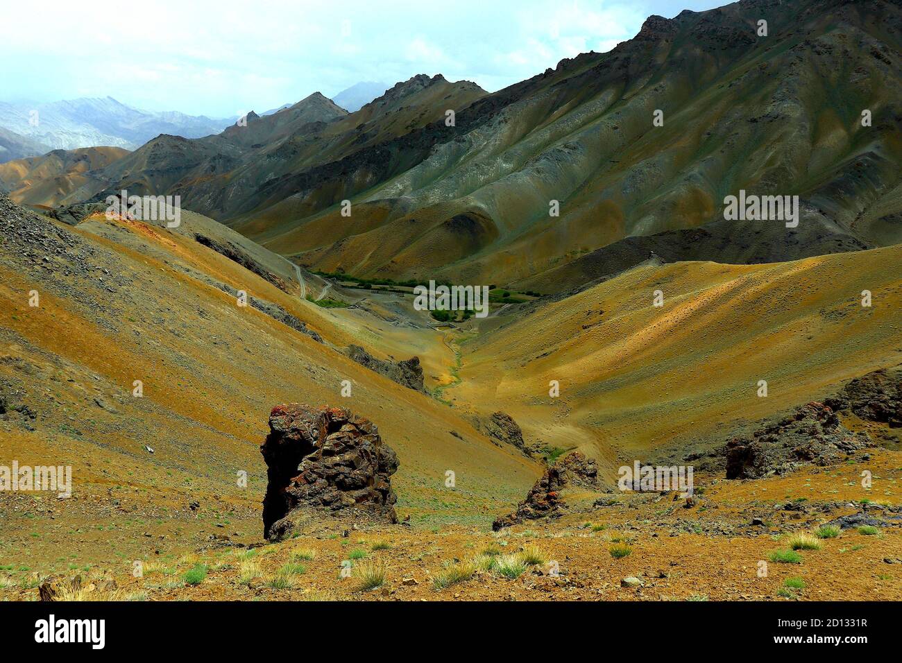 Beautiful valley of hilly area and mountains in india. Beautiful ...
