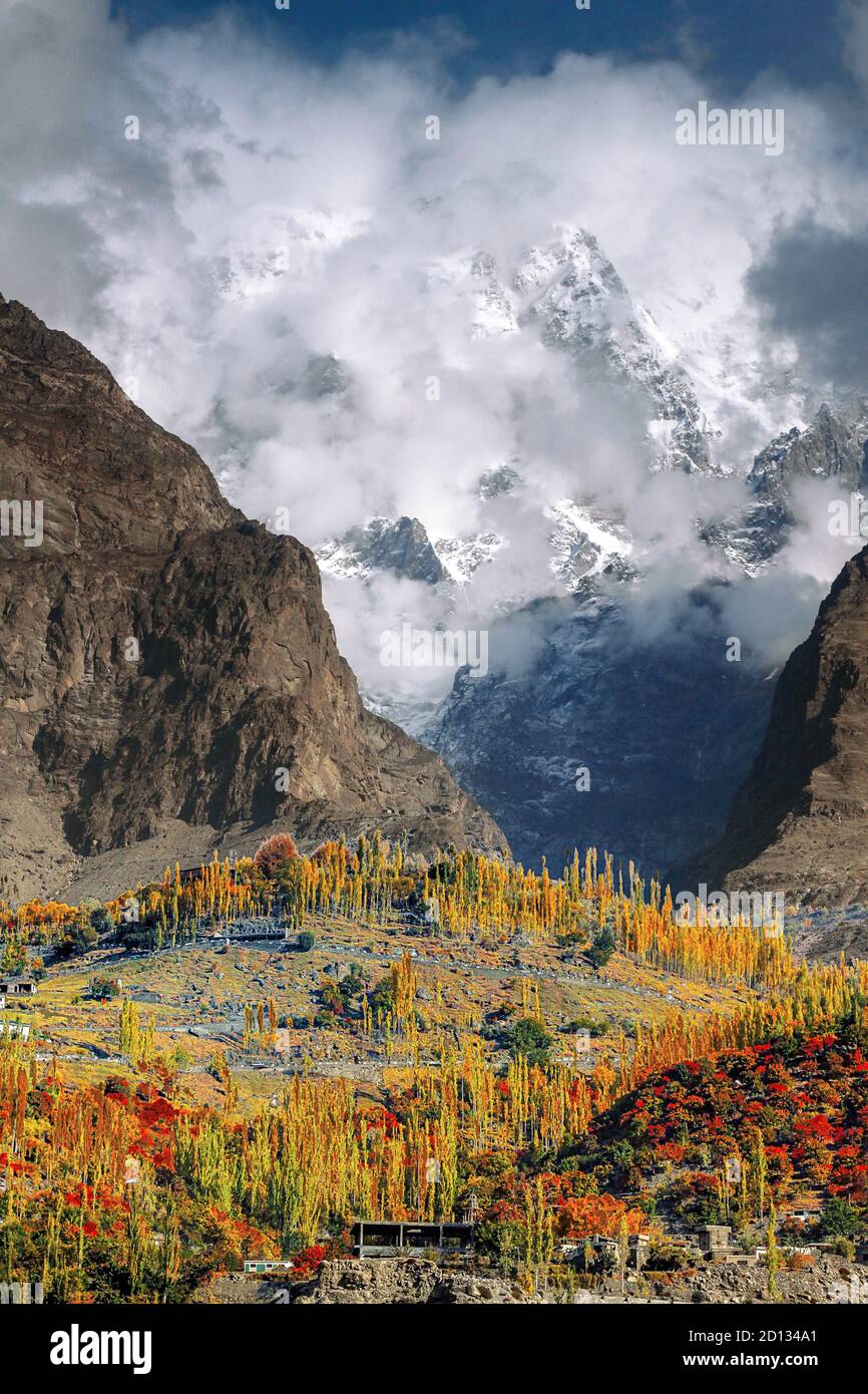 landscape photos of norhtern areas of gilgit baltistan in autumn season ...