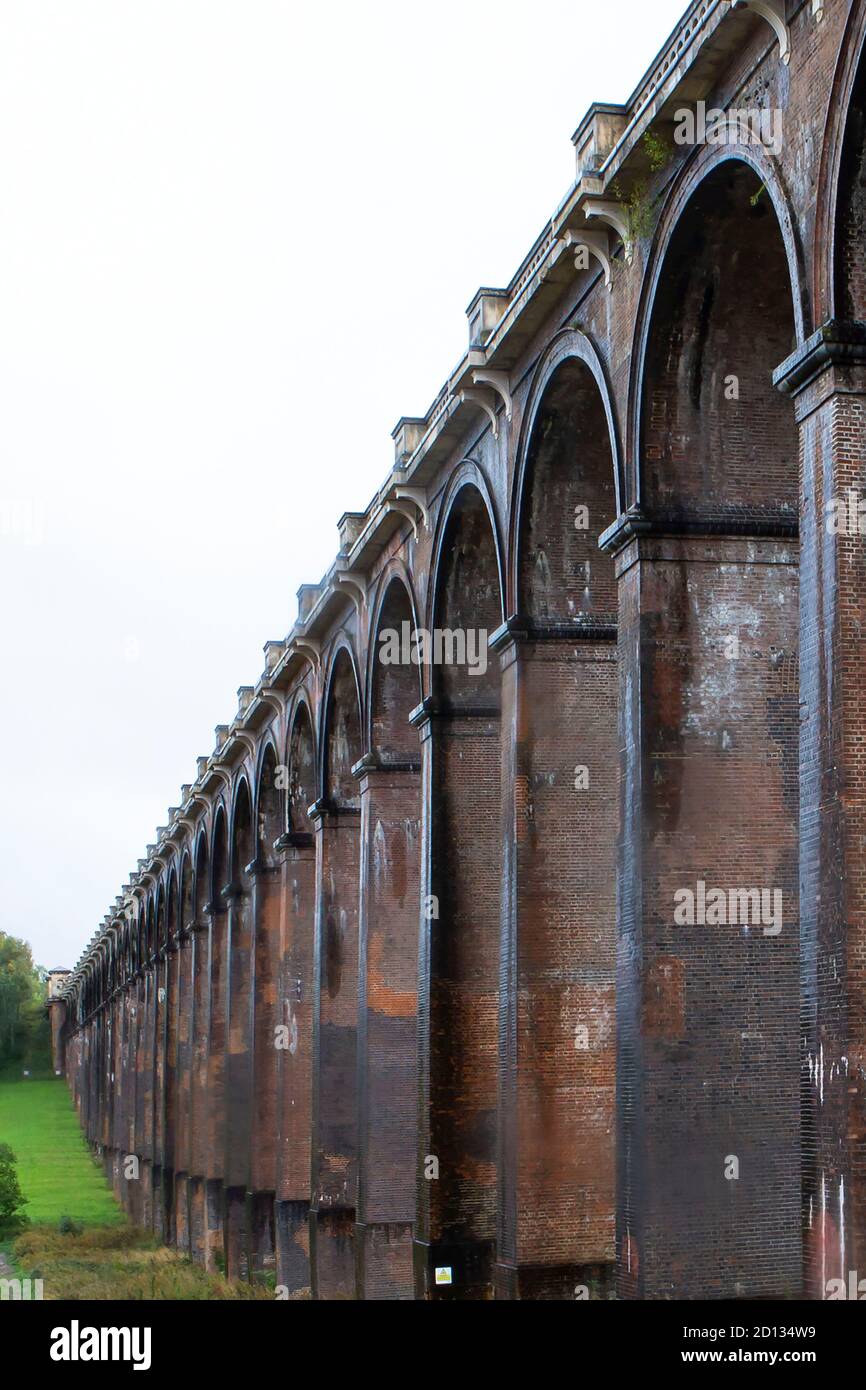 Angled view of Victorian viaduct Stock Photo - Alamy