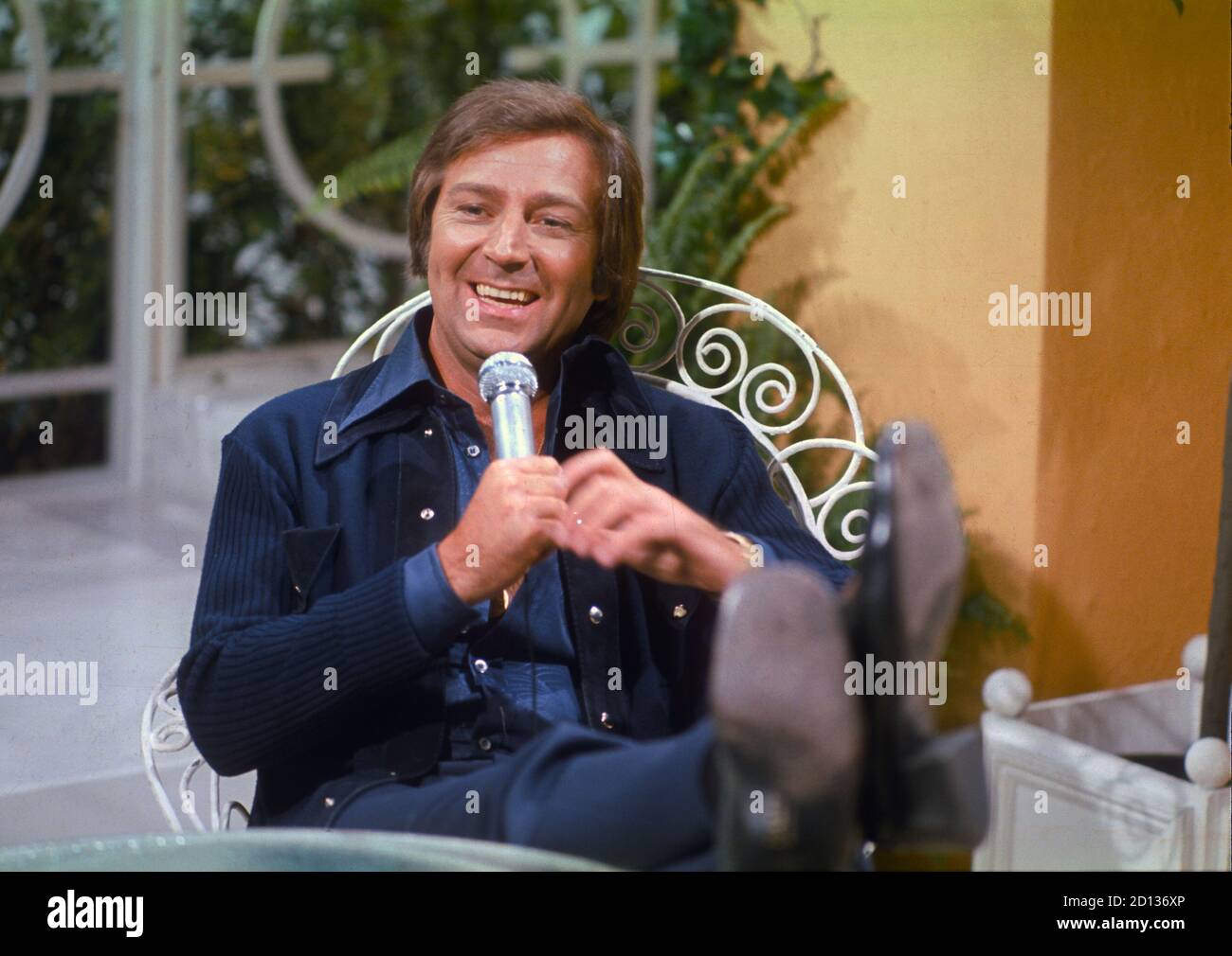 DES O'CONNOR DURING A TV RECORDING INSERT FOR THE ATV NETWORK GOLDEN ...