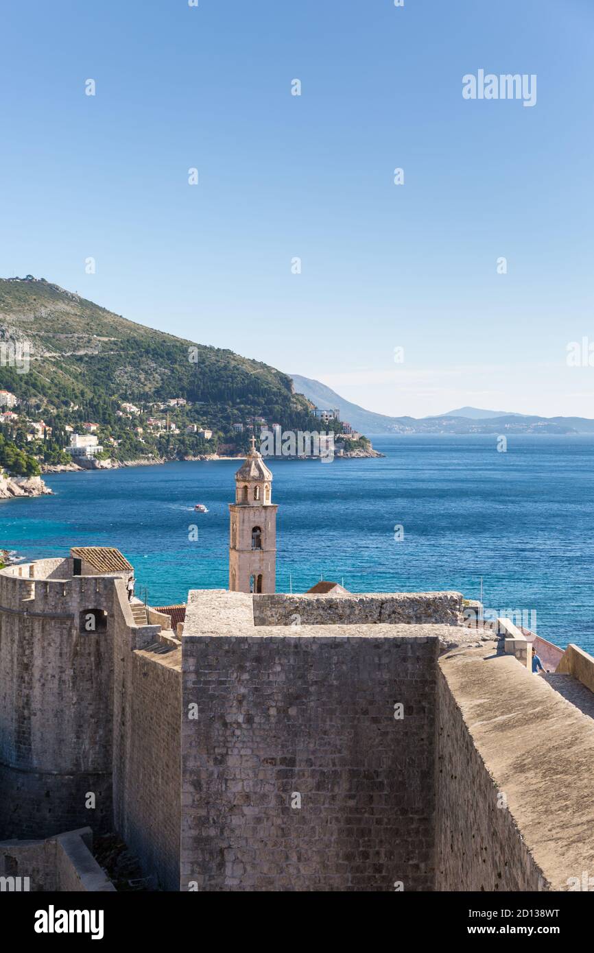 The historic Dubrovnik City Wall and UNESCO World Heritage site old ...