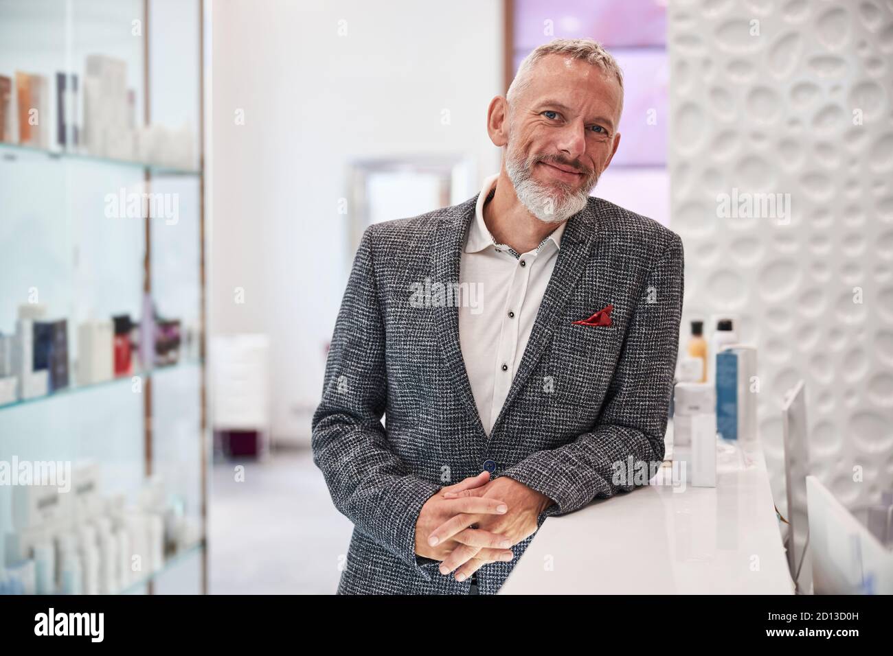 Approachable hi-res stock photography and images - Alamy