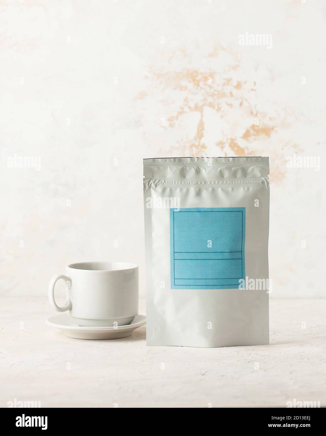 Bulk tea packaging hi-res stock photography and images - Alamy
