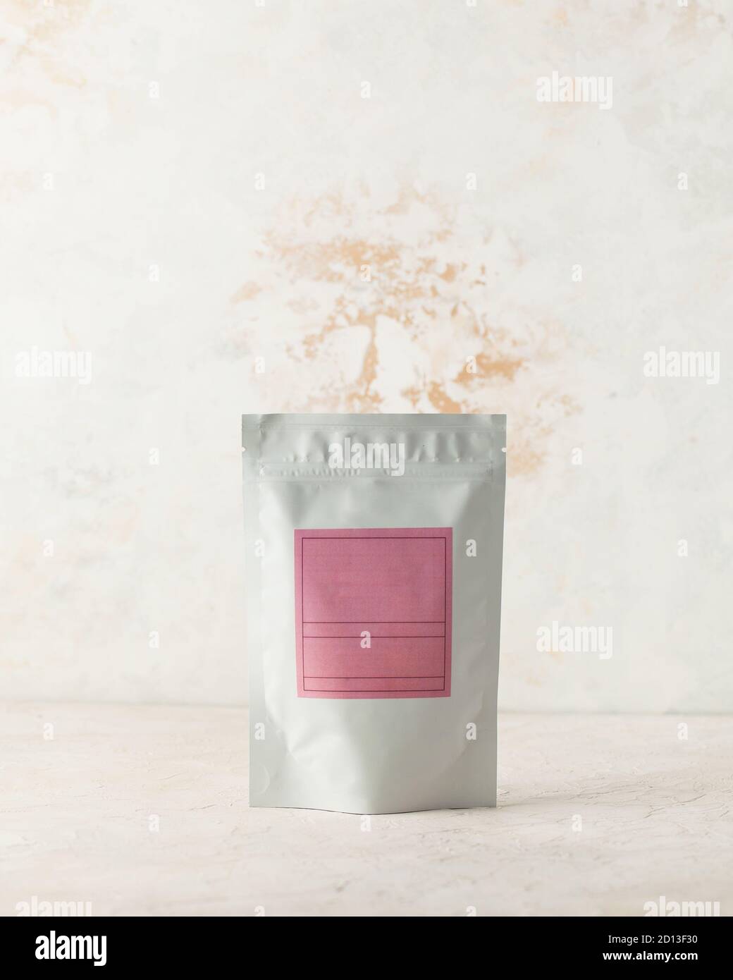Bulk tea packaging hi-res stock photography and images - Alamy