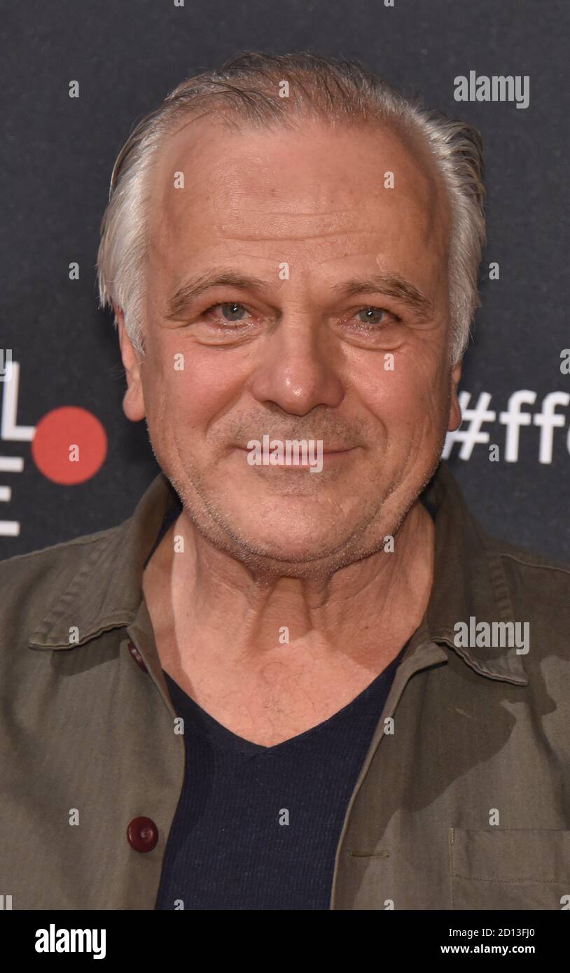 Cologne, Germany. 03rd Oct, 2020. Actor Bernhard Schütz comes to the ...