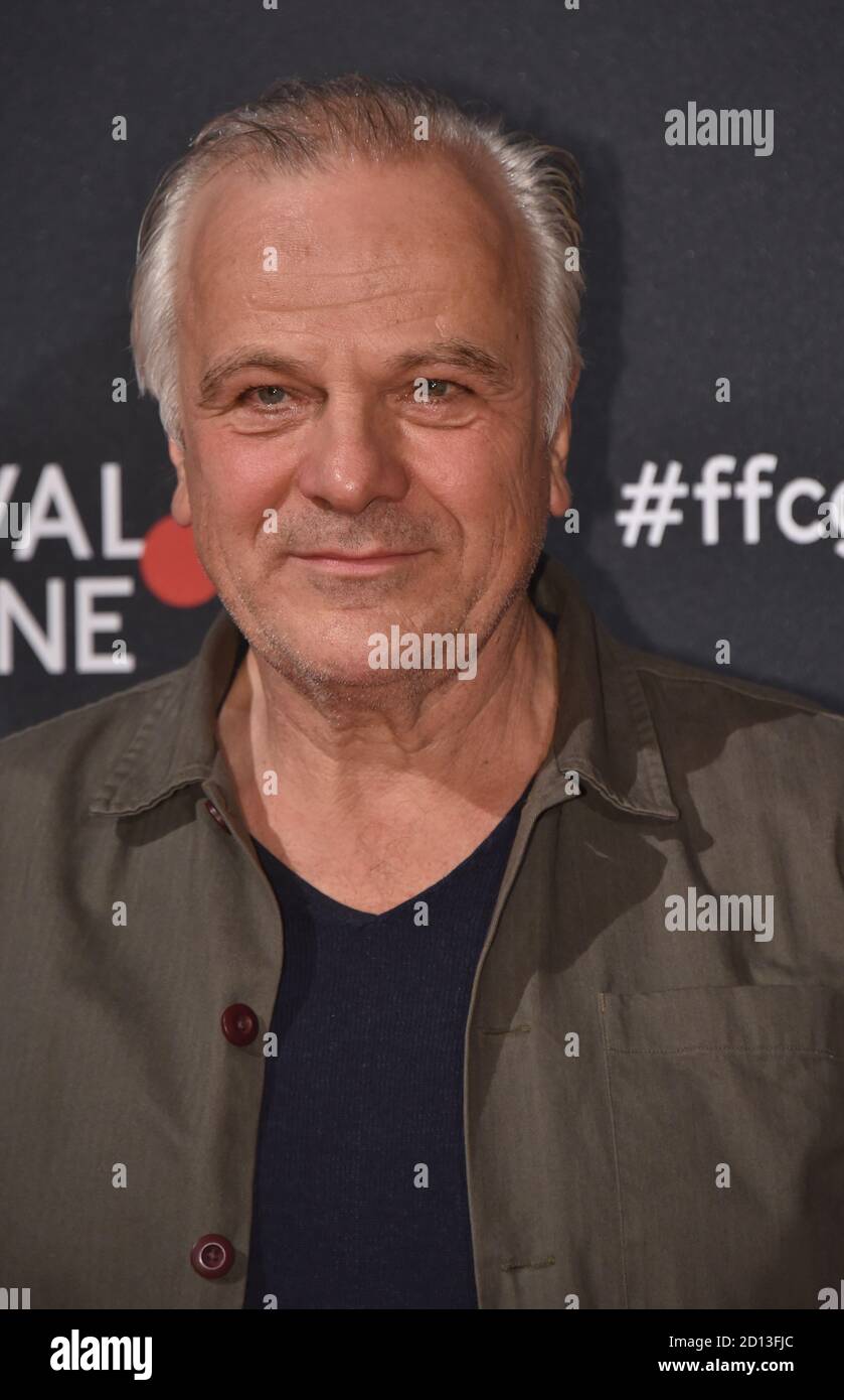 Cologne, Germany. 03rd Oct, 2020. Actor Bernhard Schütz comes to the ...