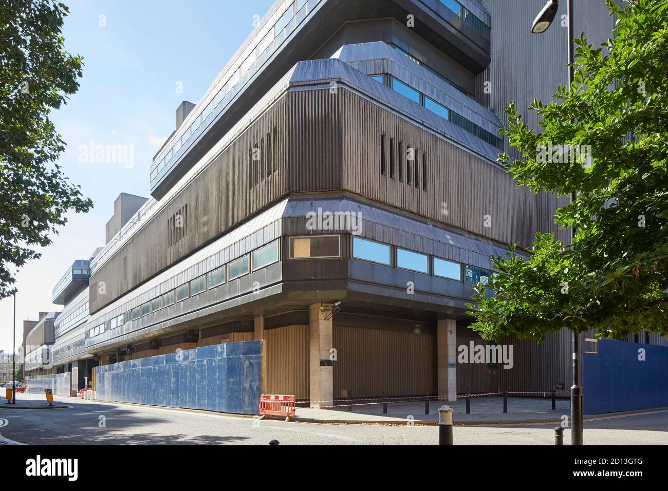 Cladding Fitzroy High Resolution Stock Photography and Images - Alamy