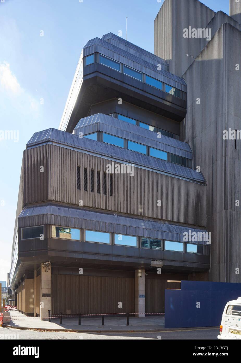 Sampson House (1976) designed by Fitzroy Robinson (demolished 2019 ...