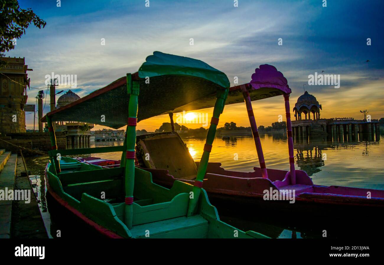 Gadsisar Sagar Lake in Jaisalmer Rajasthan, Beautiful view of Sunrise ...