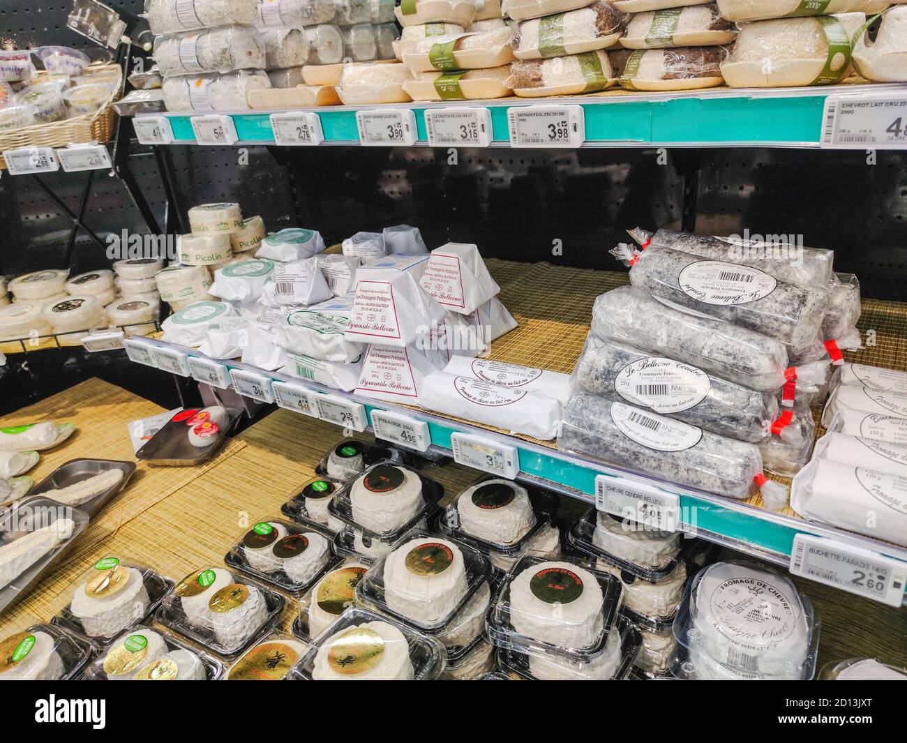 La rochelle market cheese hi-res stock photography and images - Alamy