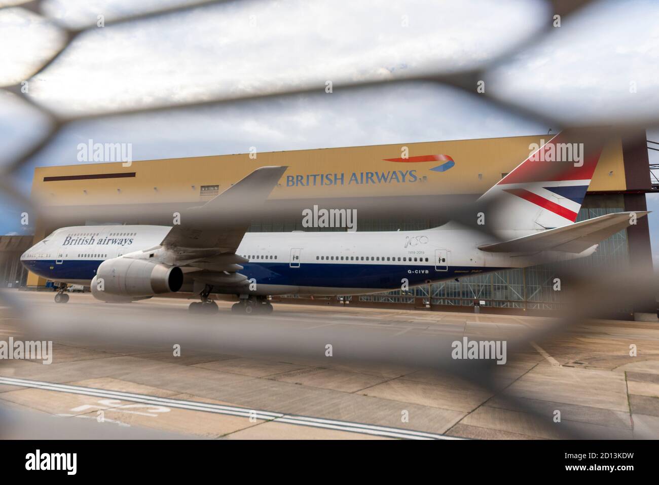 British Airways Boeing 747 Jumbo Jet plane in classic centenary scheme ...