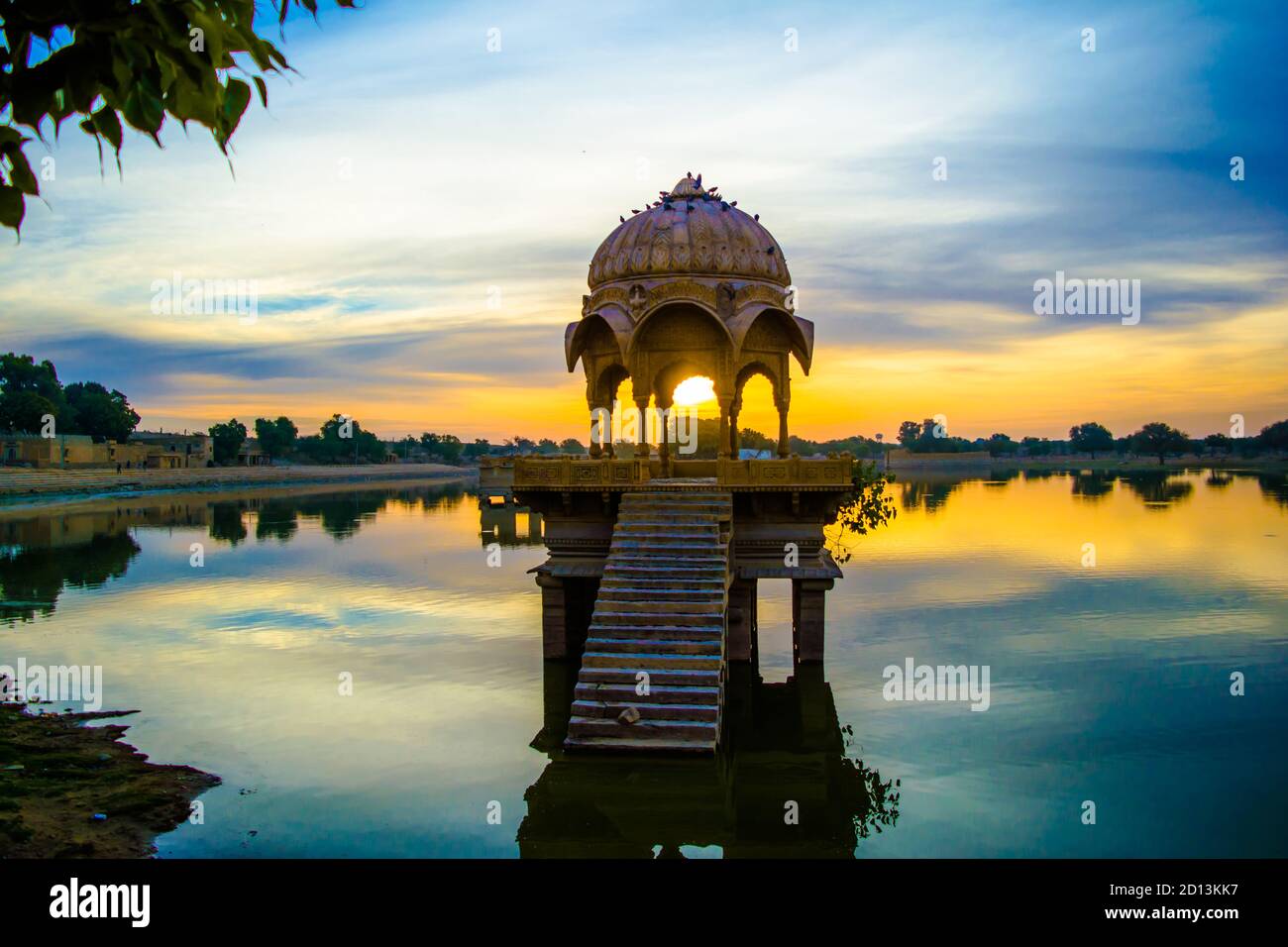 Gadsisar Sagar Lake in Jaisalmer Rajasthan, Beautiful view of Sunrise ...