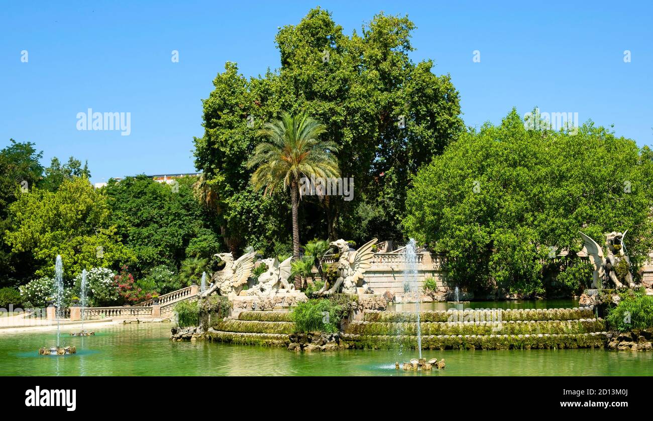Fountain at Parc de la Ciutadella. Citadel park, Barcelona Stock Photo ...