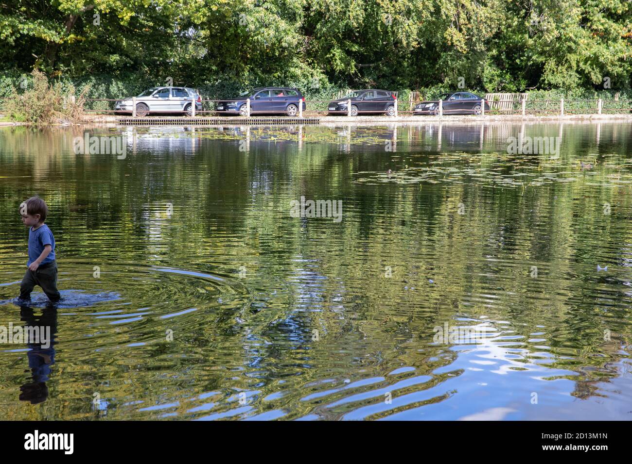 Keston,Bromley,UK,5th October 2020,People enjoy the glorious Autumn ...