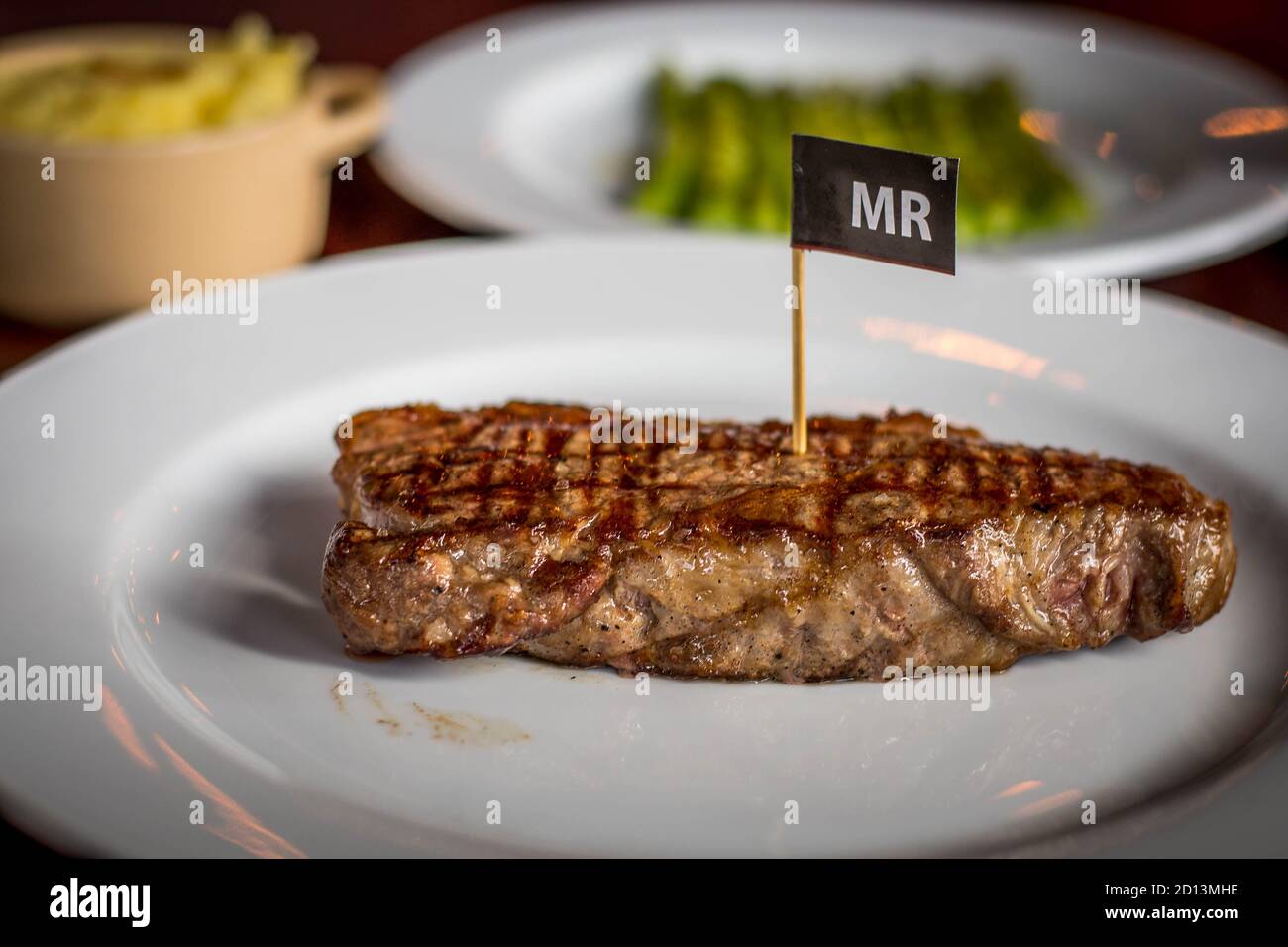 Beef medium done hi-res stock photography and images - Alamy