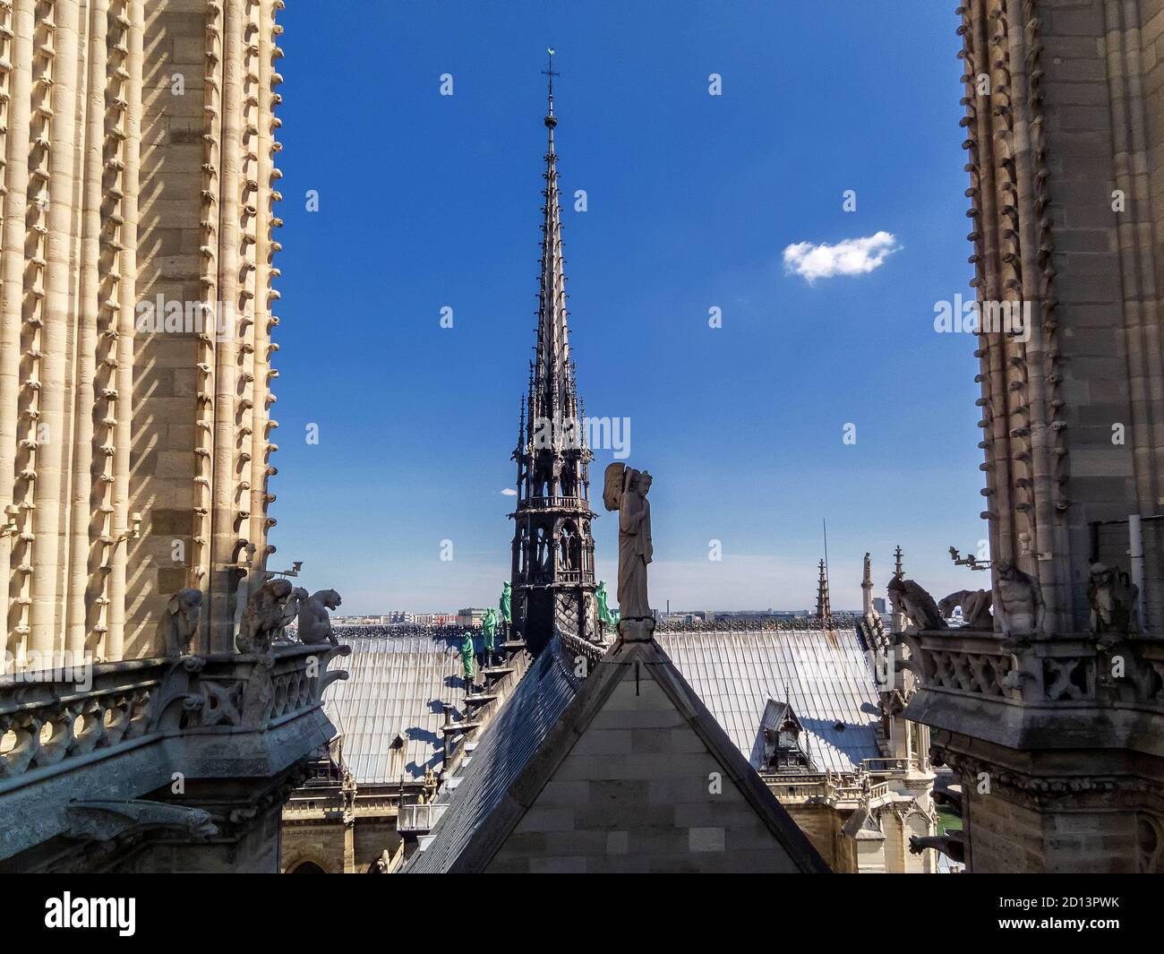 Cathedrale Notre Dame de Paris cite - catholic dome Stock Photo - Alamy