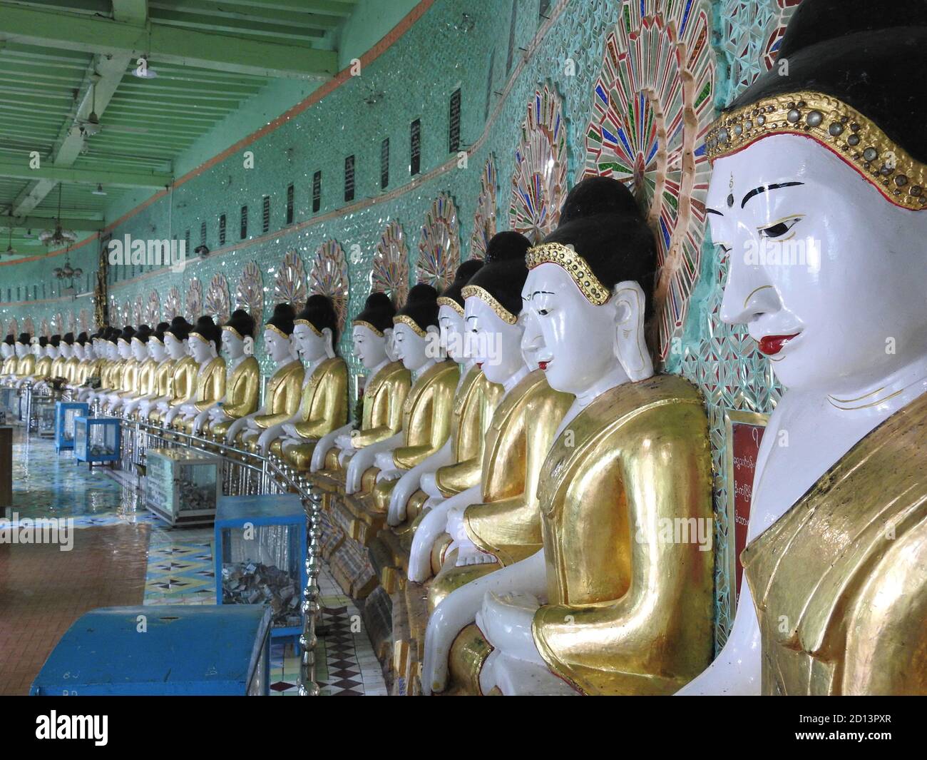 Sagaing hill temple hi-res stock photography and images - Alamy