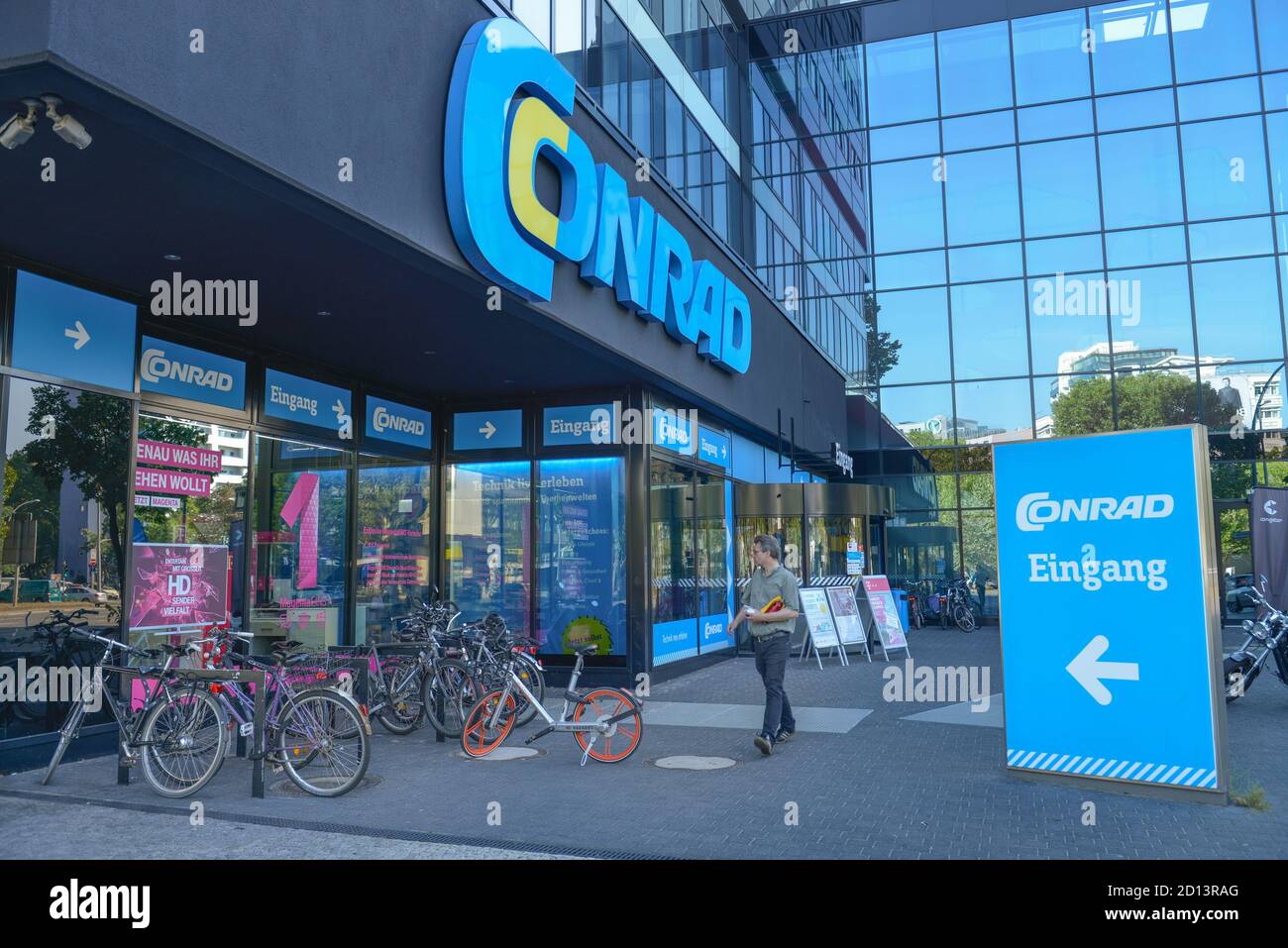 Conrad Elektronik, Martin Luther's street, beauty's mountain, Berlin ...