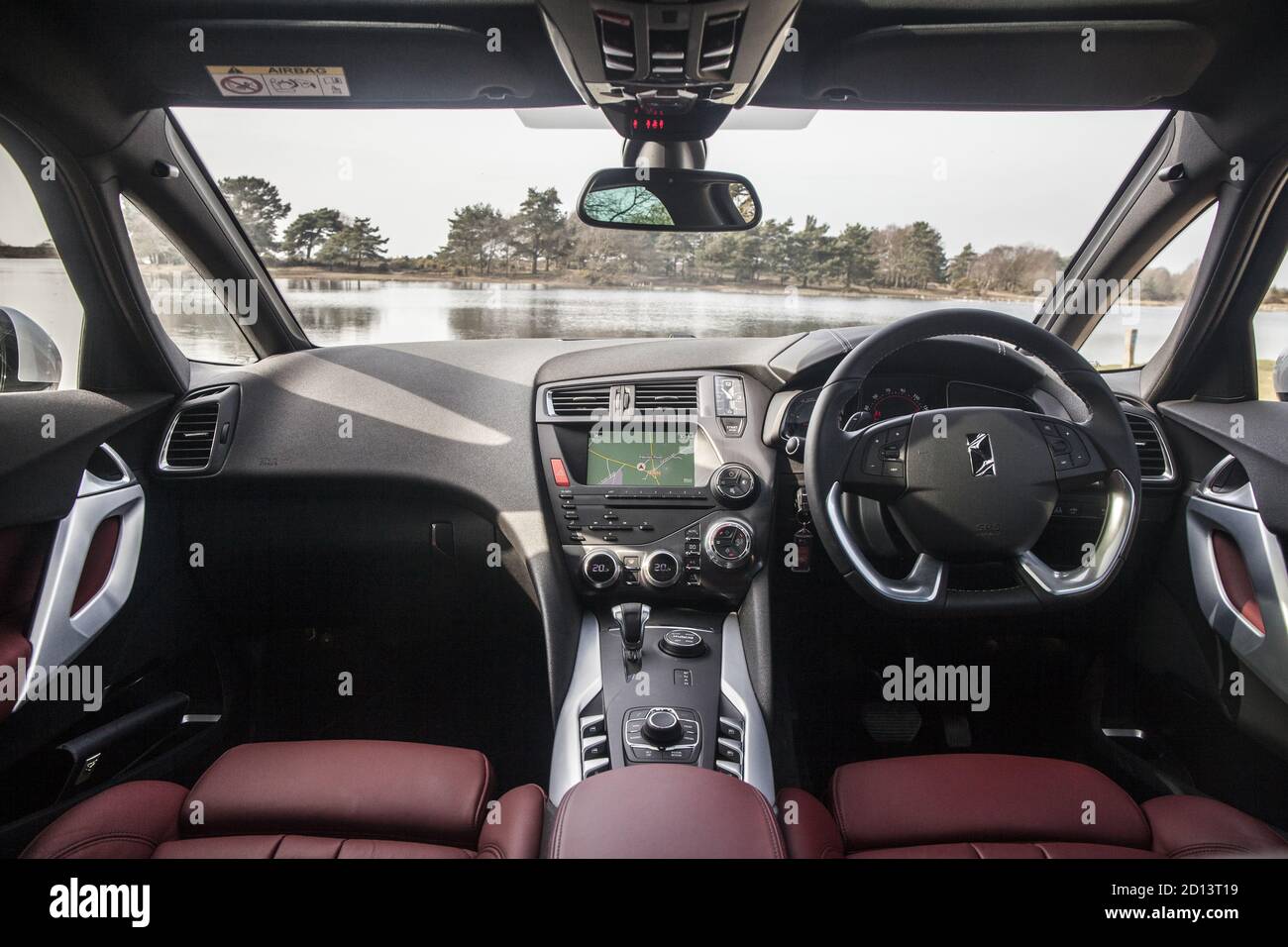 Citroen ds5 hi-res stock photography and images - Alamy