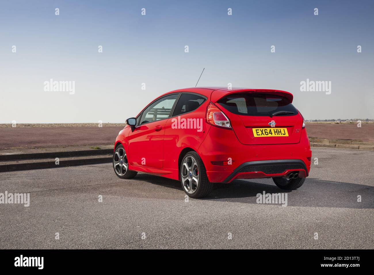 Red ford fiesta st hi-res stock photography and images - Alamy