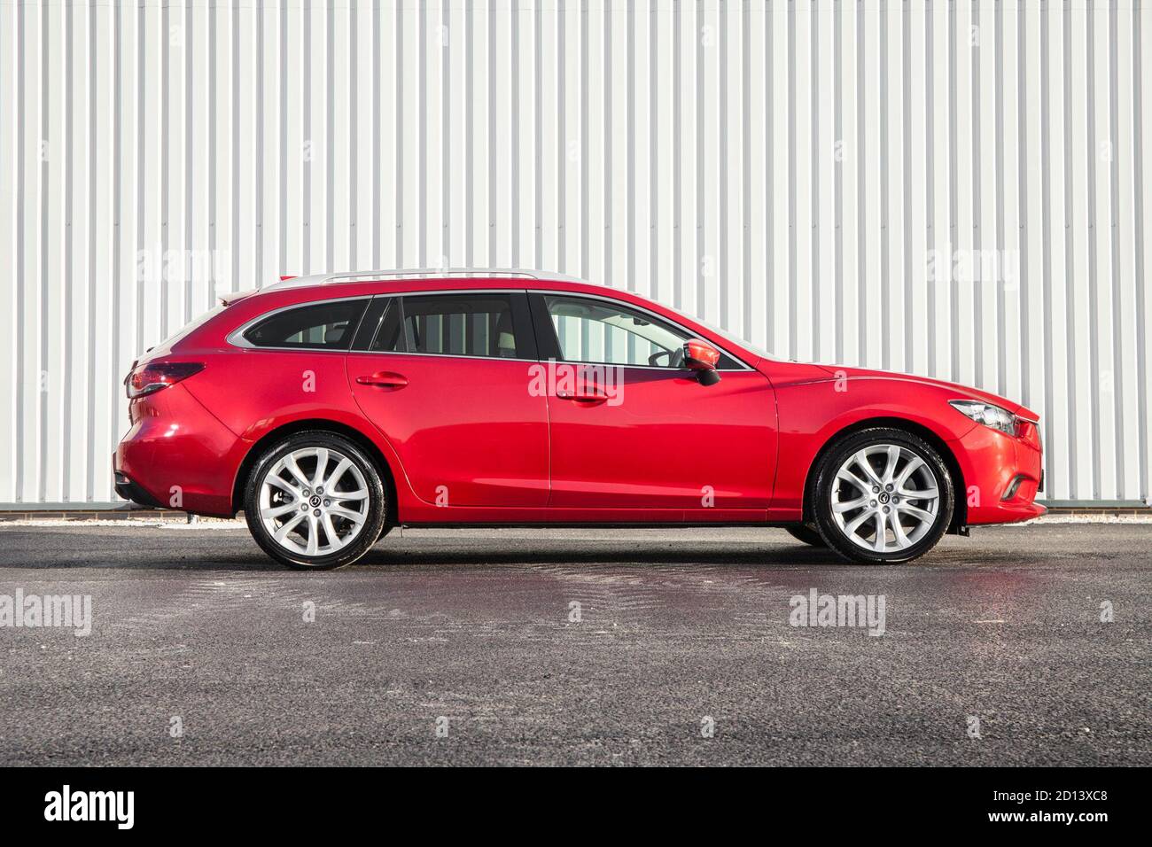 Mazda 6 estate hi-res stock photography and images - Alamy