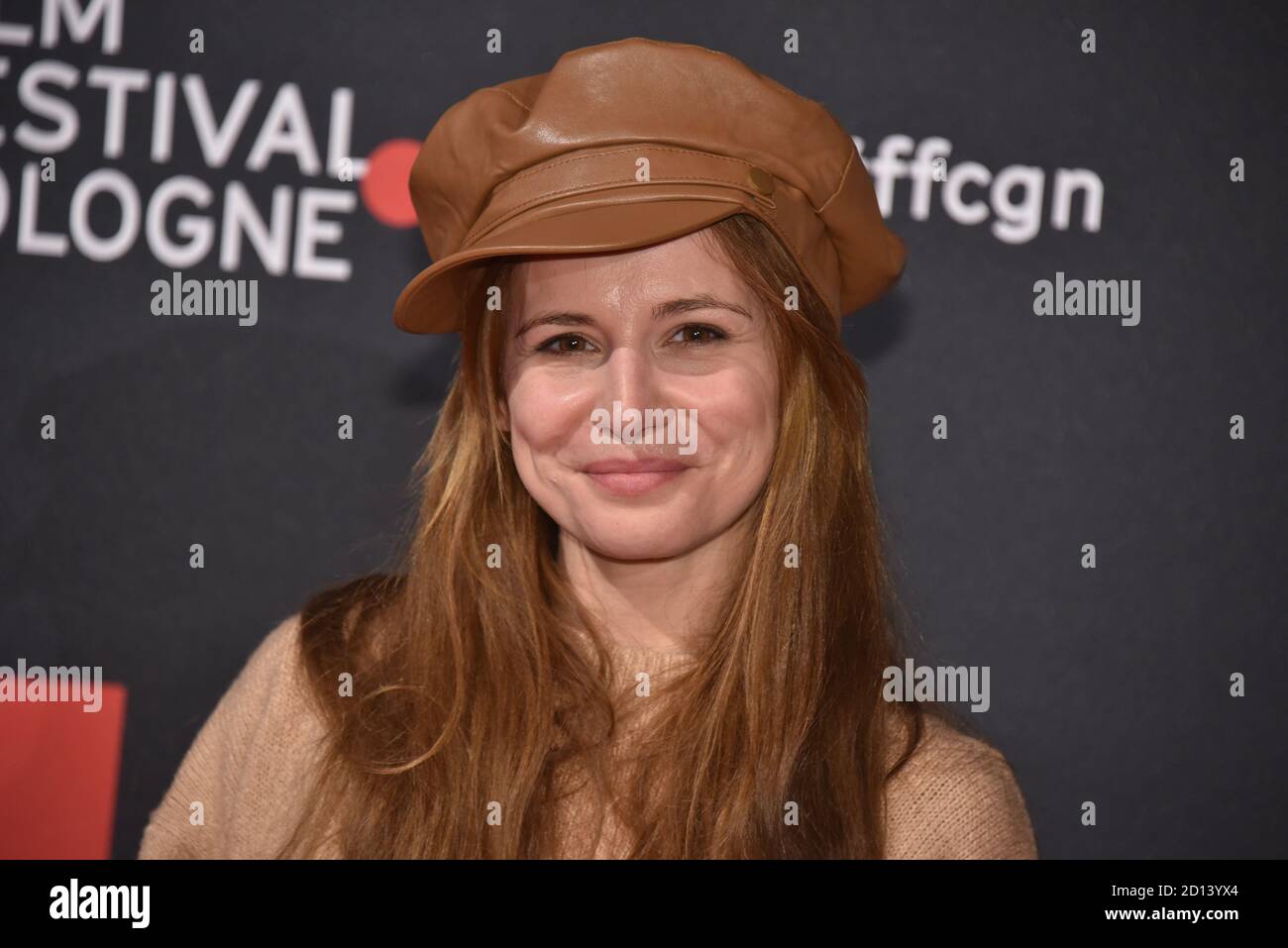 Cologne, Germany. 04th Oct, 2020. The actress Josefine Preuß comes to ...